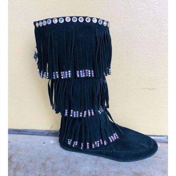 Shiekh | Shoes | New Shiekh Womens Fringe Moccasin Boots In Black ...